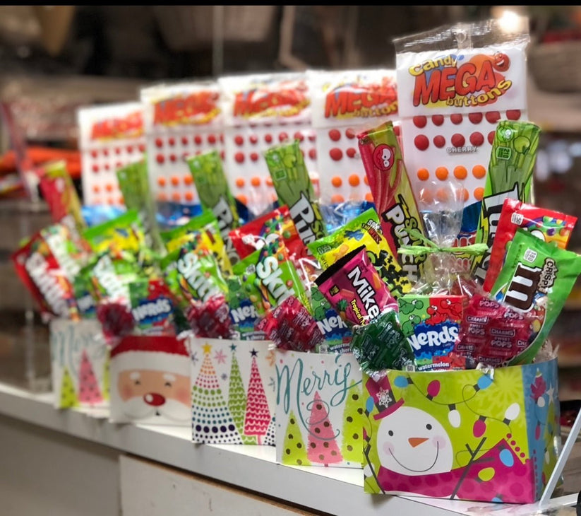 Buy Christmas Candy Gift Basket | Sweeties Candy Cottage